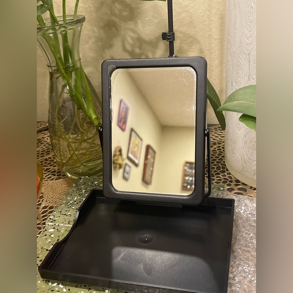 Mary Kay | Makeup | Vintage Mary Kay Travel Case Standup Makeup Mirror ...